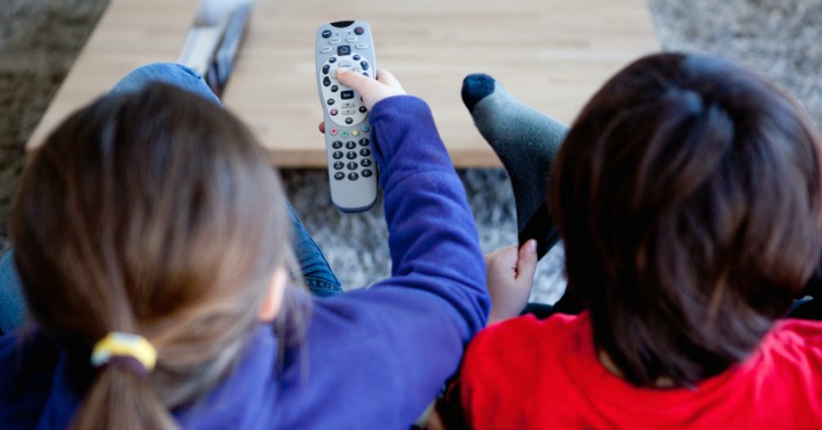 Banish the tablet and the phone with these craft ideas for kids.